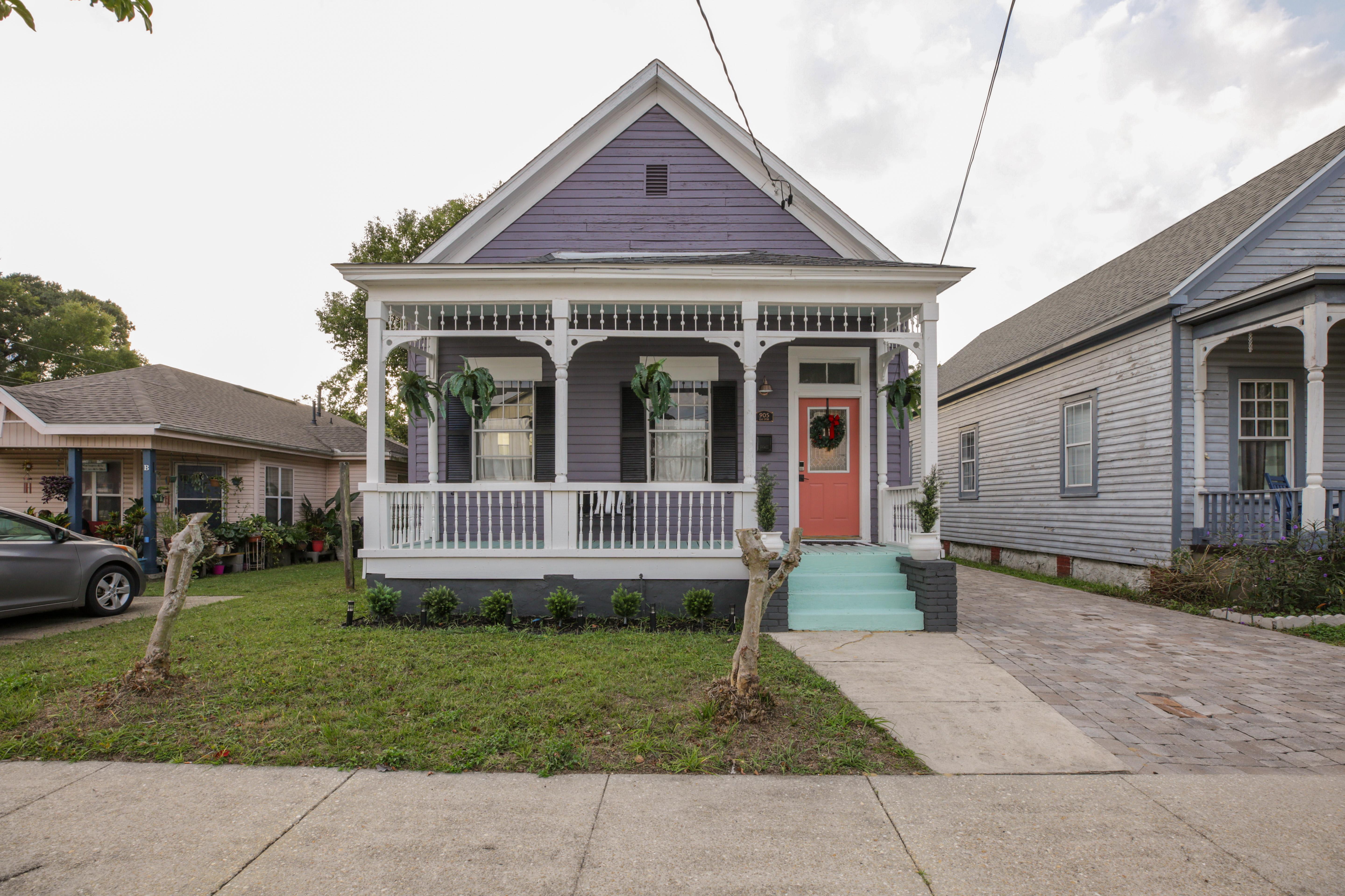 The Violet Pine - Pensacola, FL