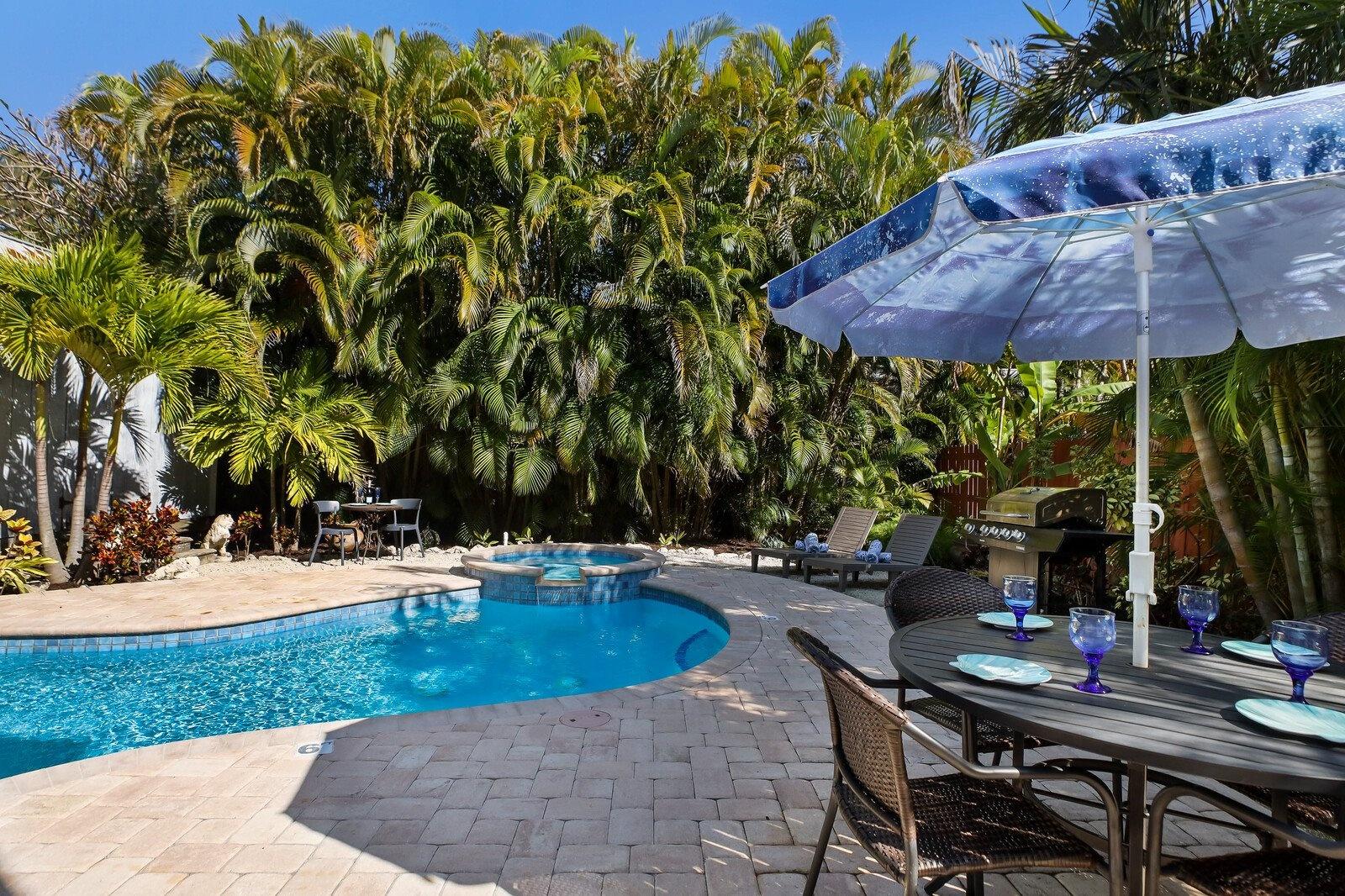 Maritime Memories 3 Bedroom Home - Vacation Rentals | Homes & Hideaways ...