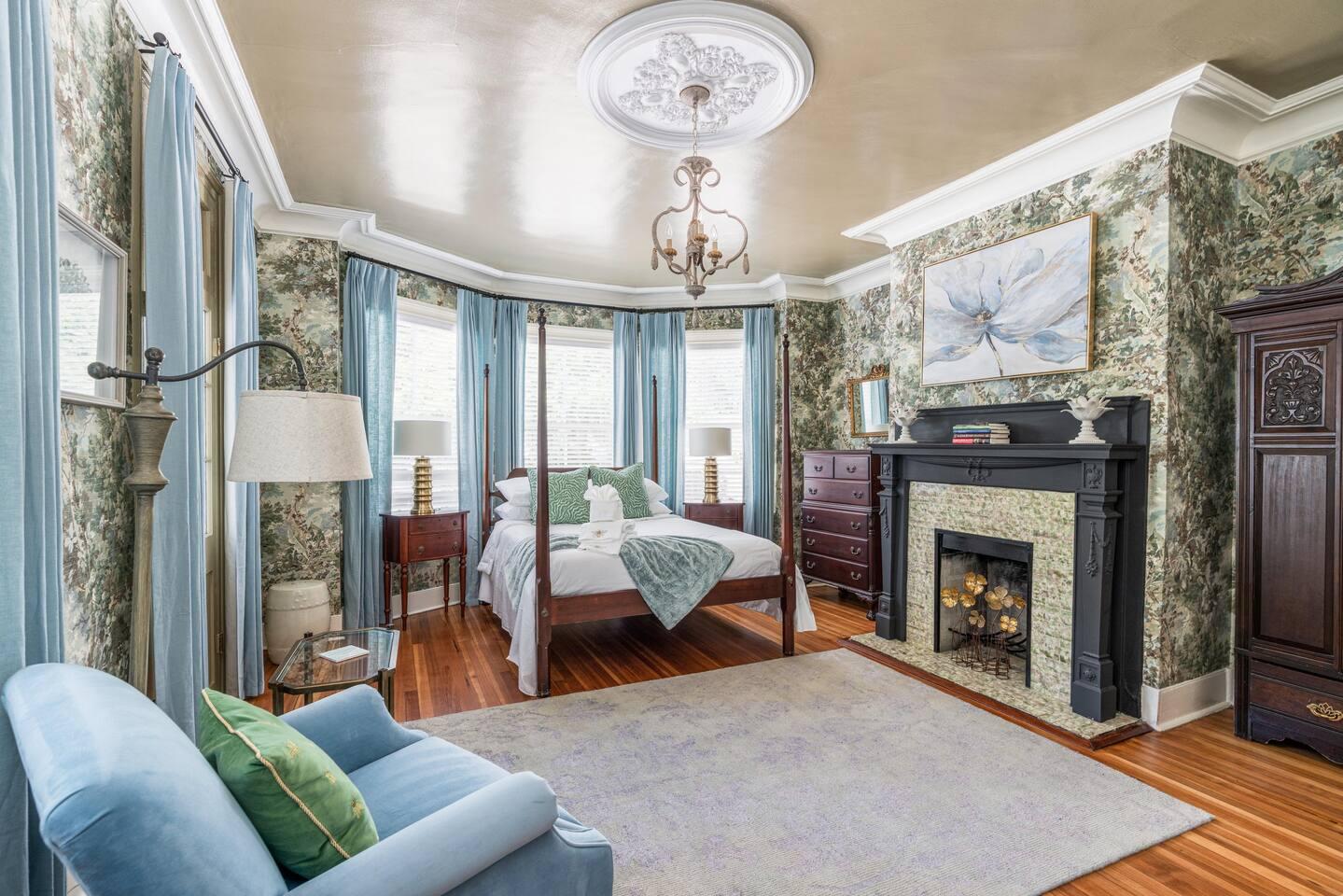 The Jasmine Suite | Revisit History - Charleston, SC