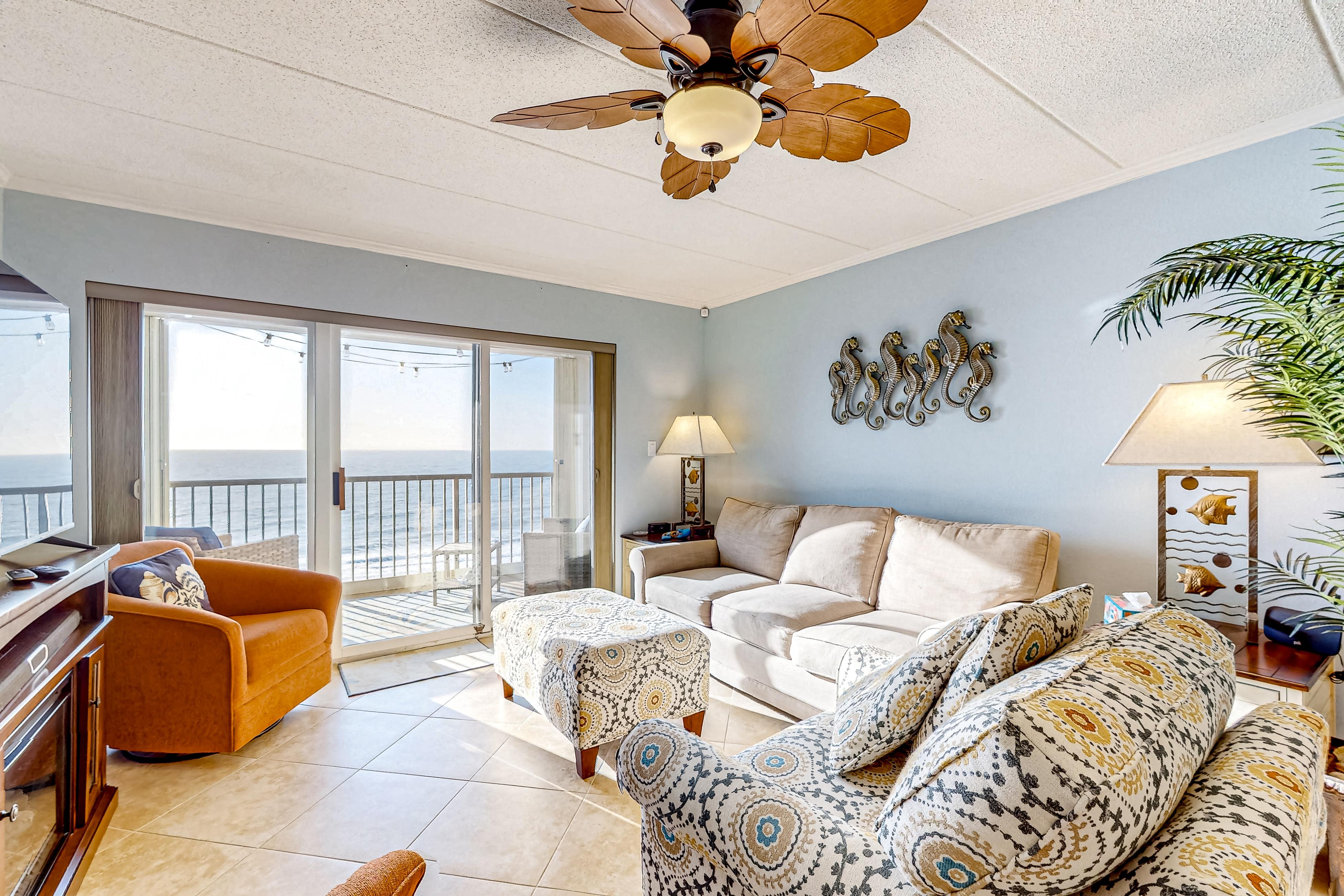 Sandpiper Dunes 905 - Vacation Rentals | Homes & Hideaways by World of ...