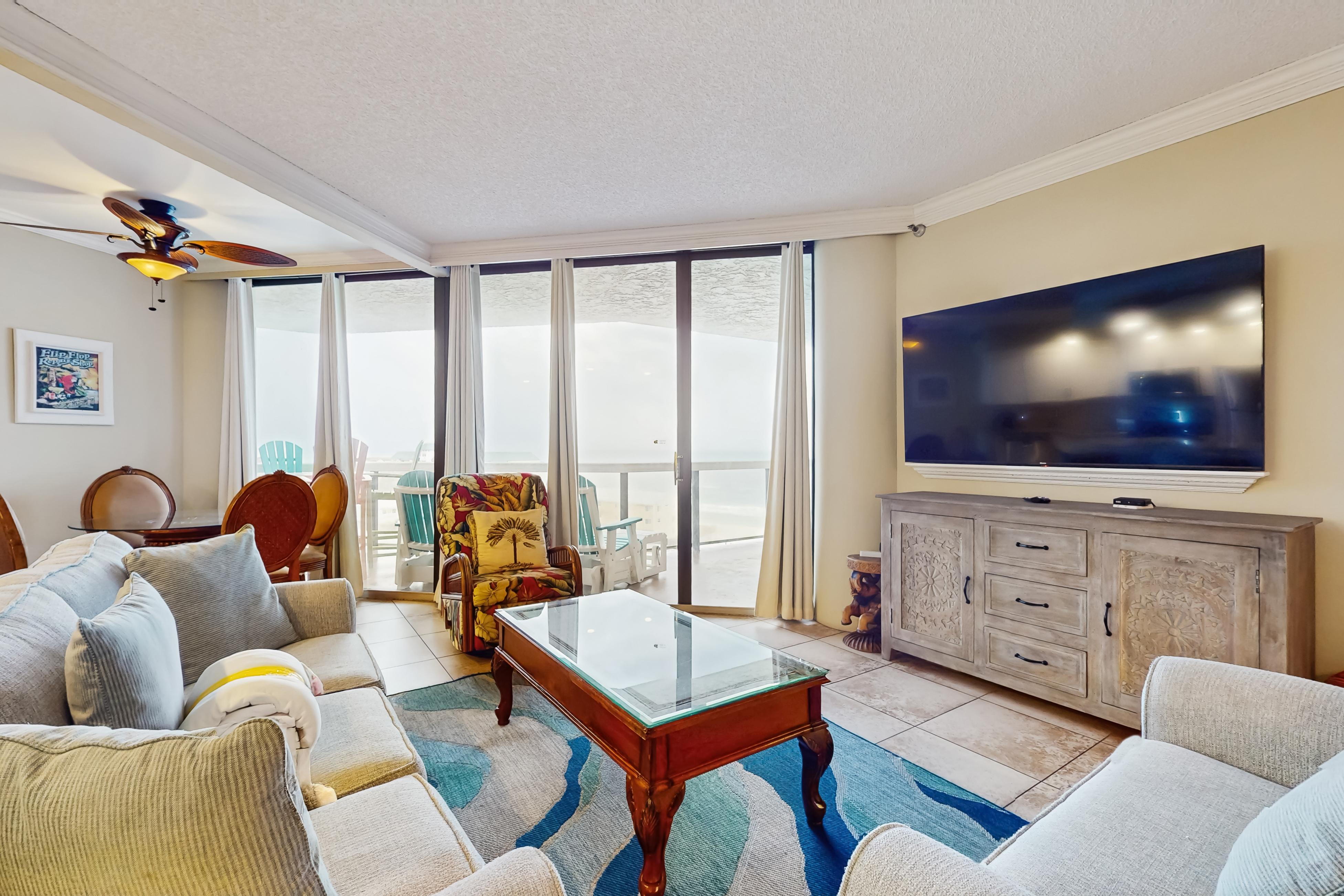 Surfside Resort 605 - Vacation Rentals | Homes & Hideaways by World of ...