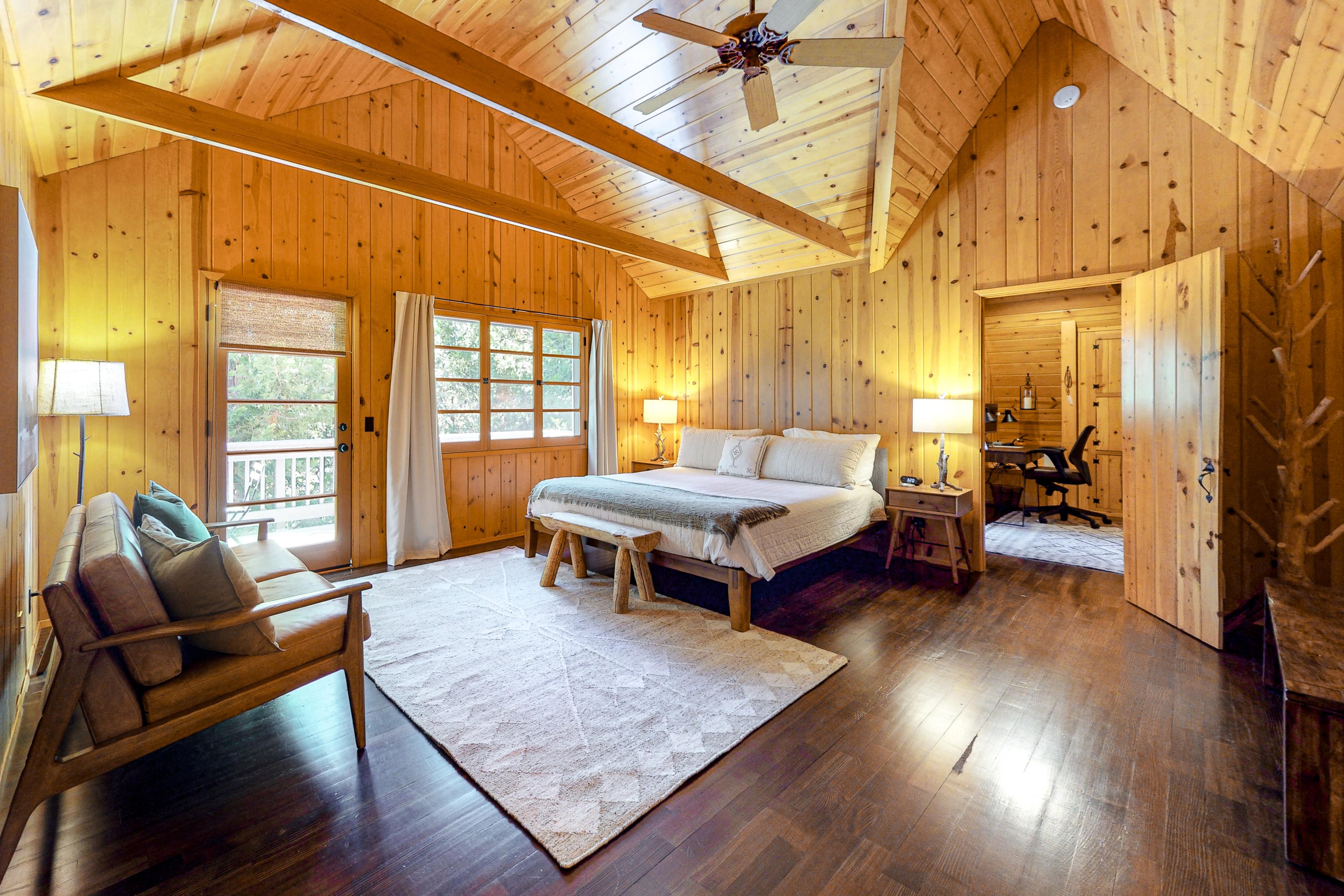 Spectacular Arrowhead Hideaway - Vacation Rentals | Homes & Hideaways ...