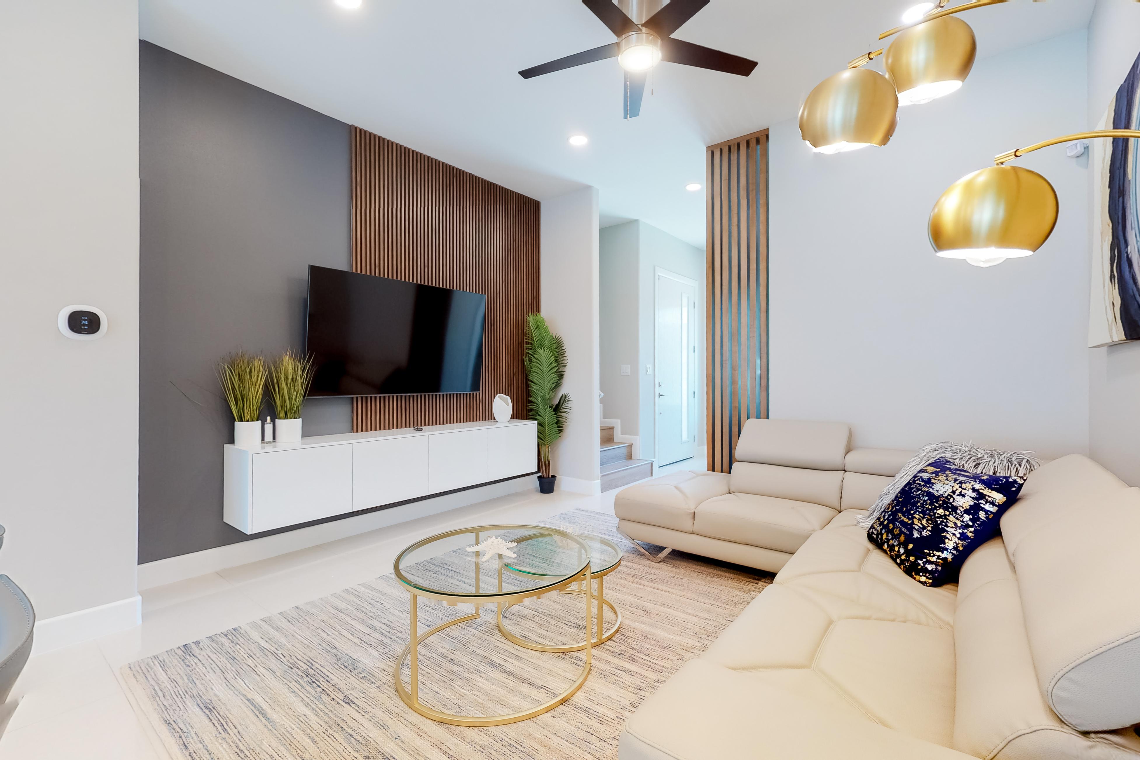 Dolphin Beach House - Vacation Rentals | Homes & Hideaways by World of ...