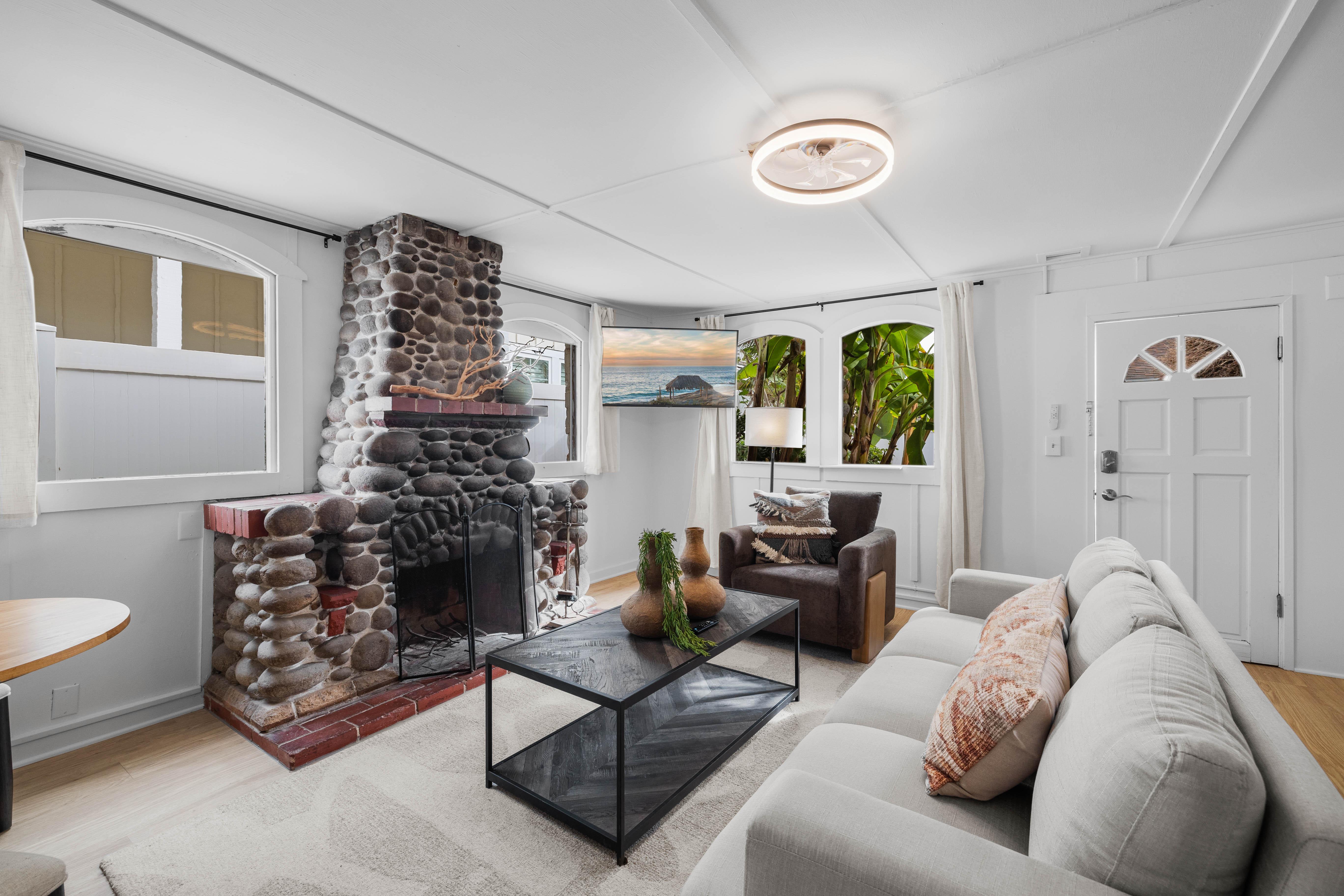 B344b - Windnsea Cottage - San Diego, CA