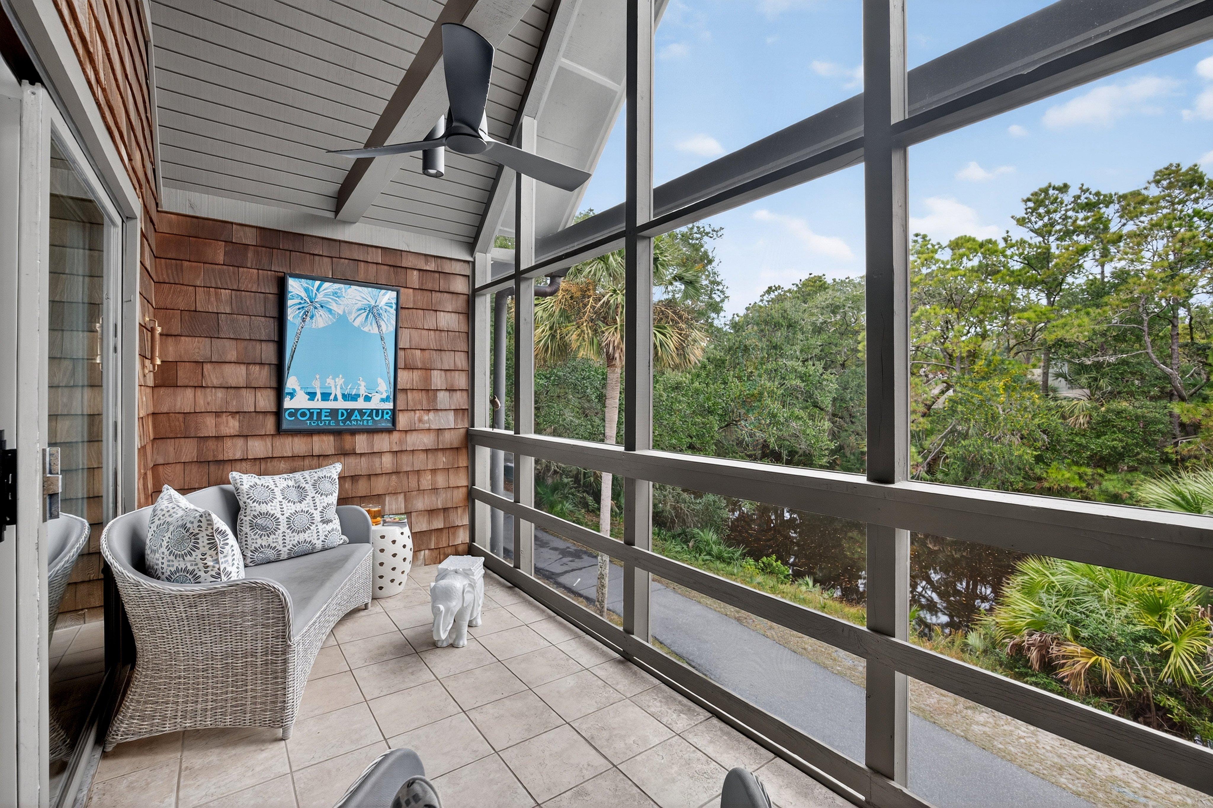 Lagoon Views And Open Concept Living - Charming Villa Retreat - Kiawah Island, SC