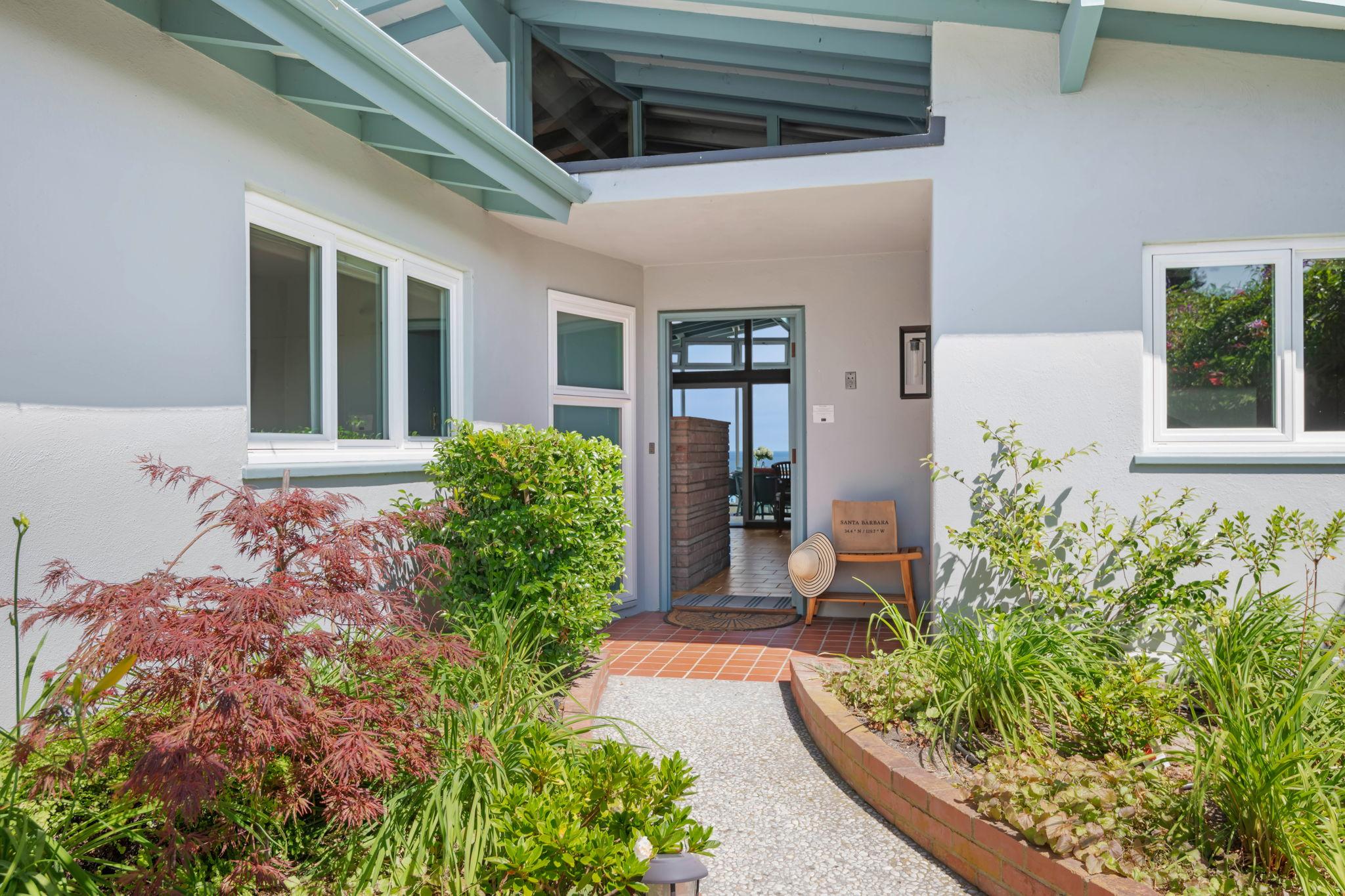 Ocean Views And Private Hot Tub - Stunning Coastal Retreat - Santa Barbara, CA